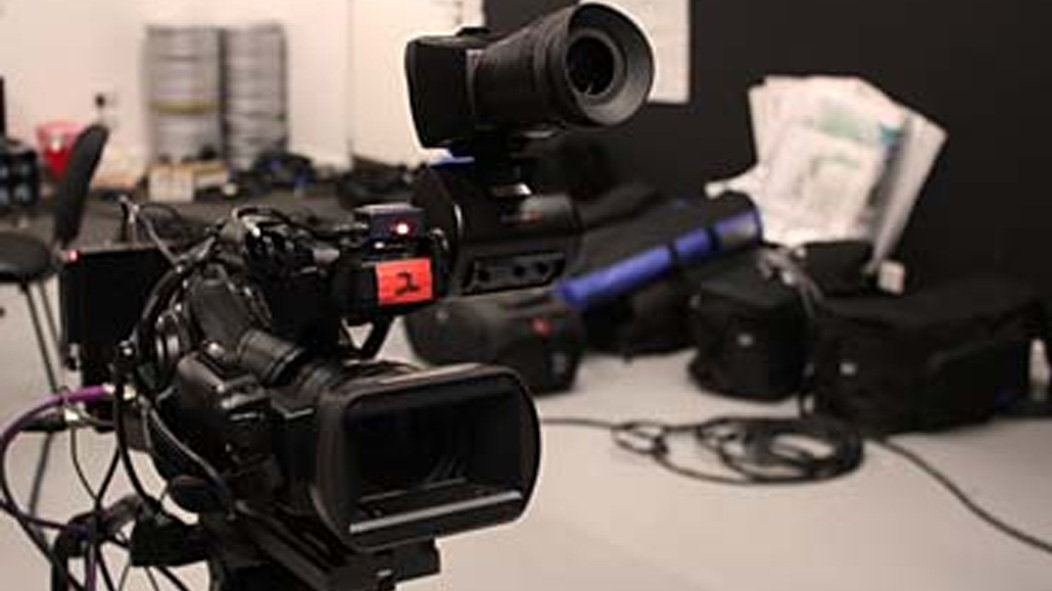 6 camera movements and when to use them